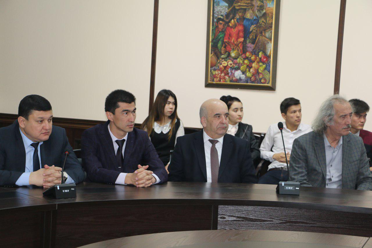 “Ibratli hikoyalar” televizion loyihasida yosh ijodkor rassom talabalar ...